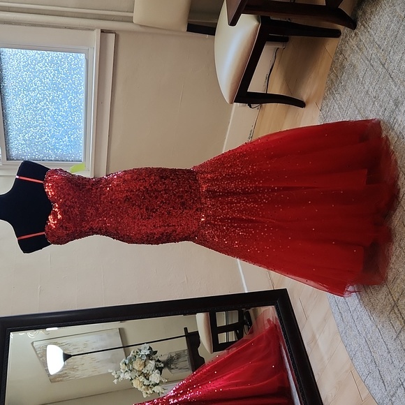 Tiffany Designs | Dresses | Size 4 Red Prompageantevening Gown By ...